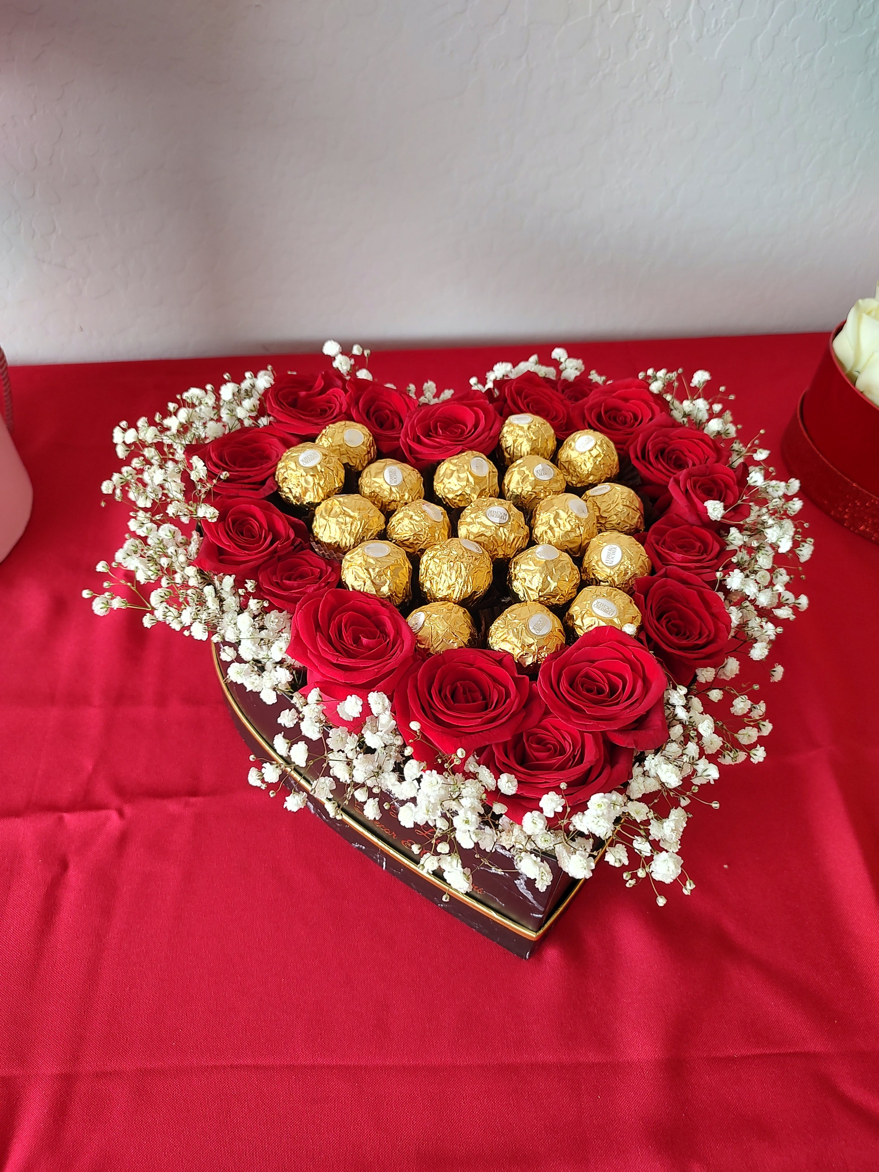 Sweet Heart Box Arrangement – D'Lux Decor & Creations LLC